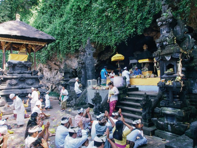 Goa Lawah: Bali's Amazing Bat Cave Temple - NOW! Bali