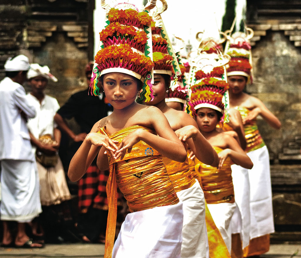 The Dances of Bali: Art Performed - NOW! Bali
