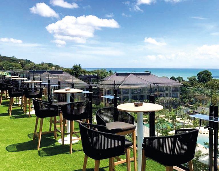 Dining with Unparalleled Panoramic Views at Jendela Bali Restaurant ...