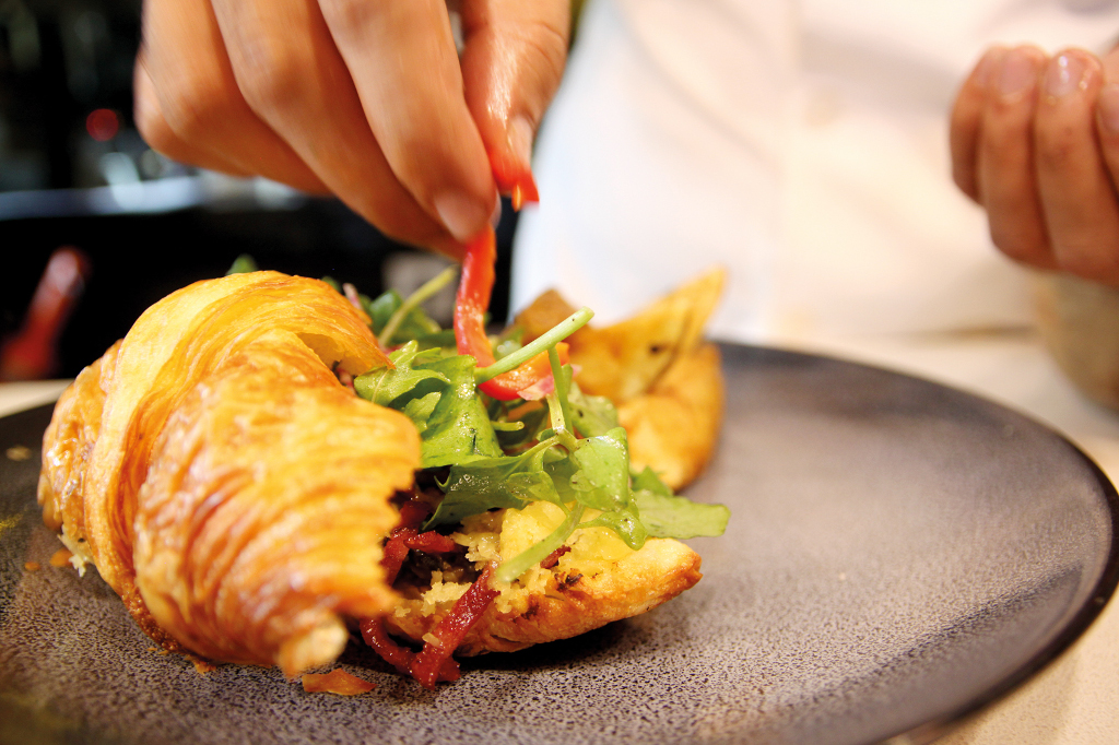 Fresh Frestro Brunch Launched - NOW! Bali