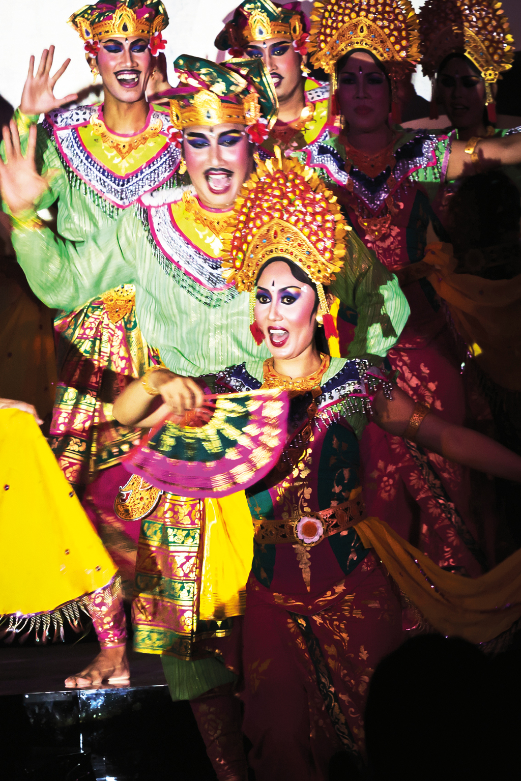 The Janger Dance: From the Rice Field to the Sea - NOW! Bali