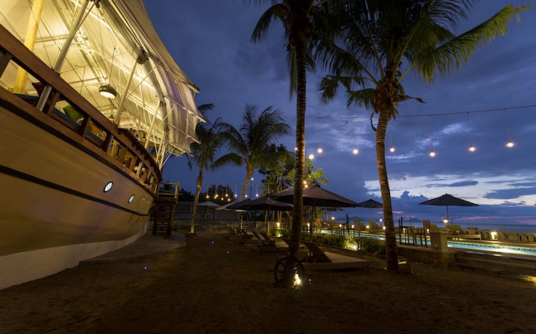 Atlantis Beach Club: The Best Beach Club in Labuan Bajo - NOW! Bali