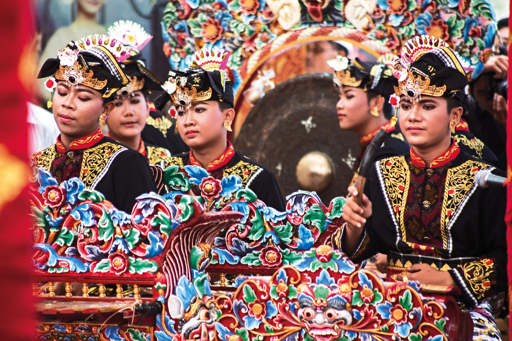 The Spiritual Sounds of the Gamelan - NOW! Bali