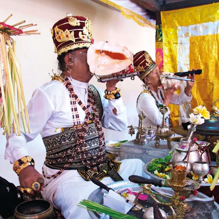 Bali's Power Pedanda : The Rise of Bali's High Priests - NOW! Bali