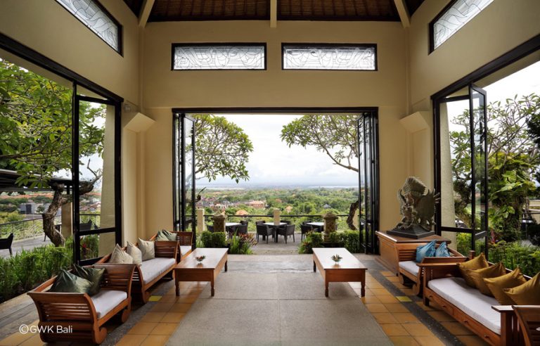 Dining with Unparalleled Panoramic Views at Jendela Bali Restaurant ...