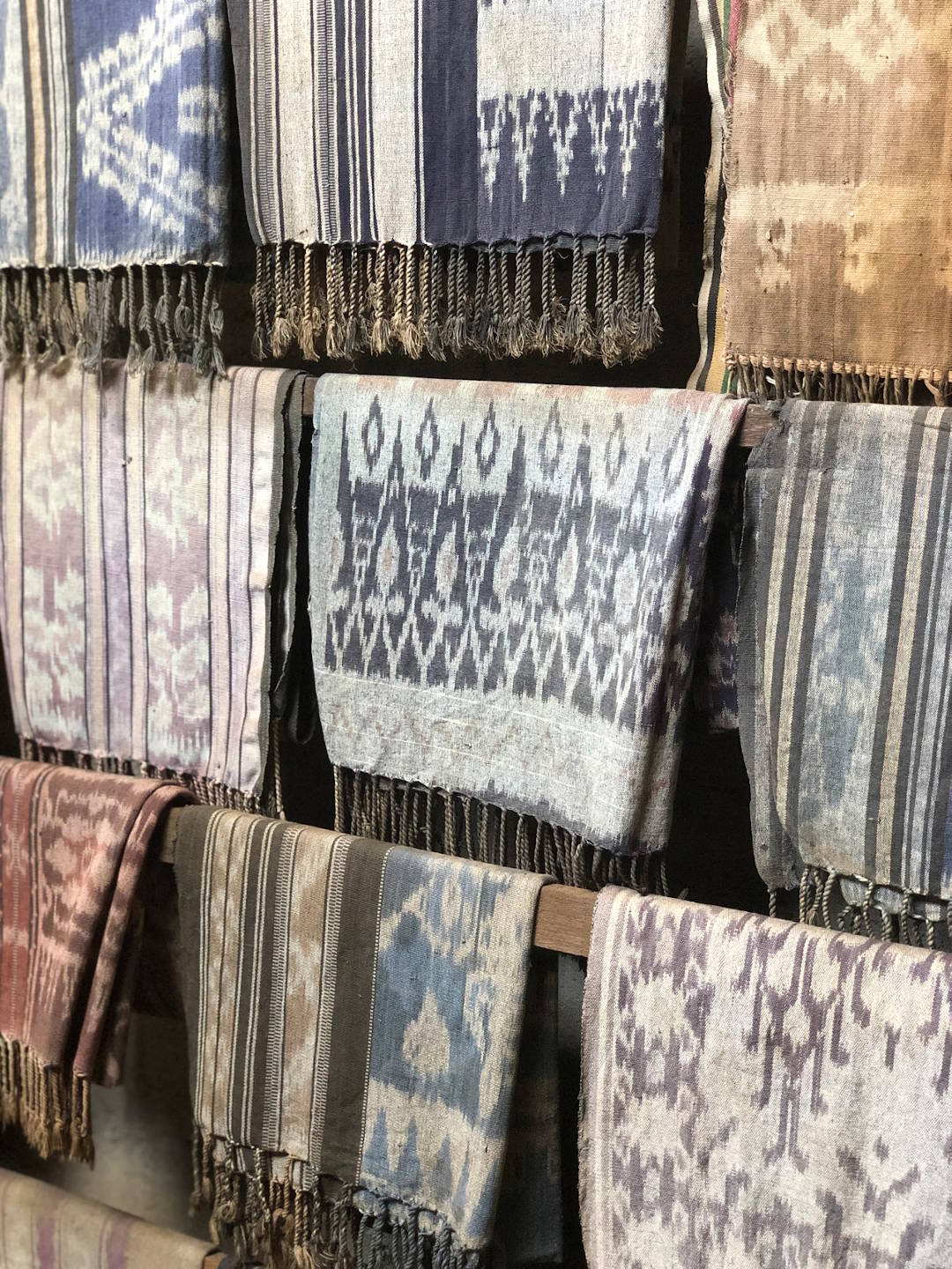 Island Authentic : Shopping for Real Bali - NOW! Bali