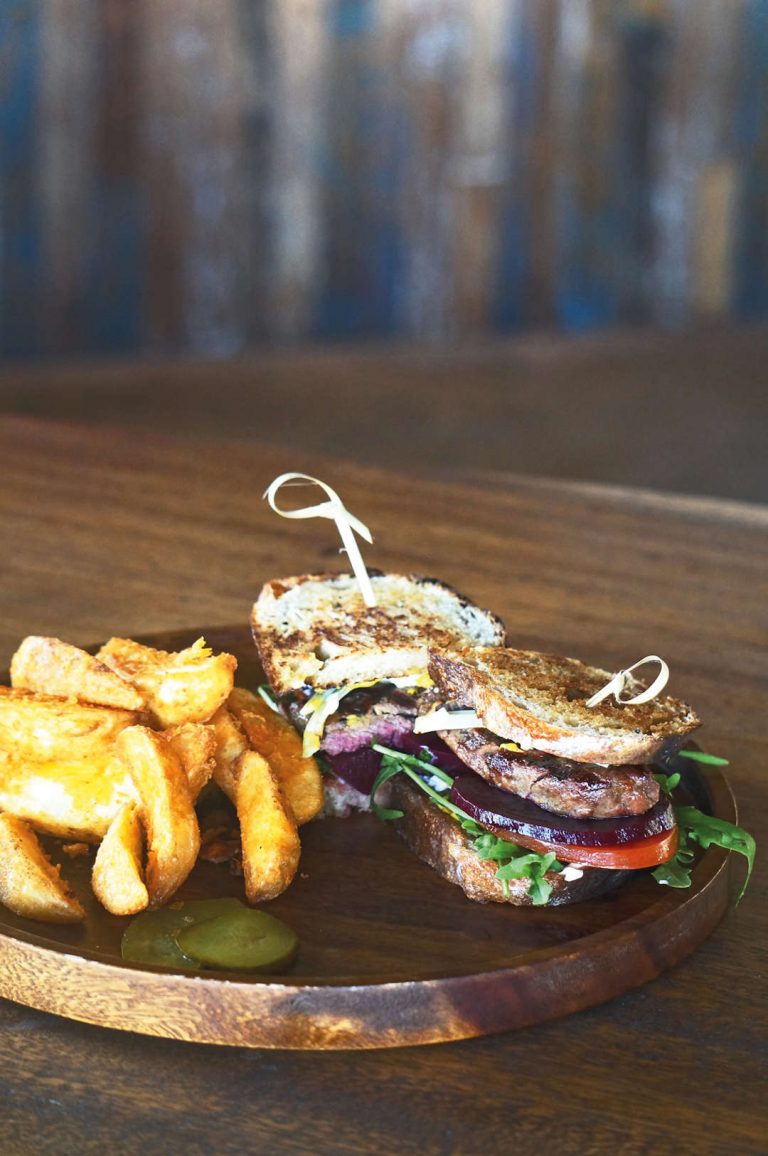 Roosterfish Beach Club : Best Spot in Pandawa - NOW! Bali