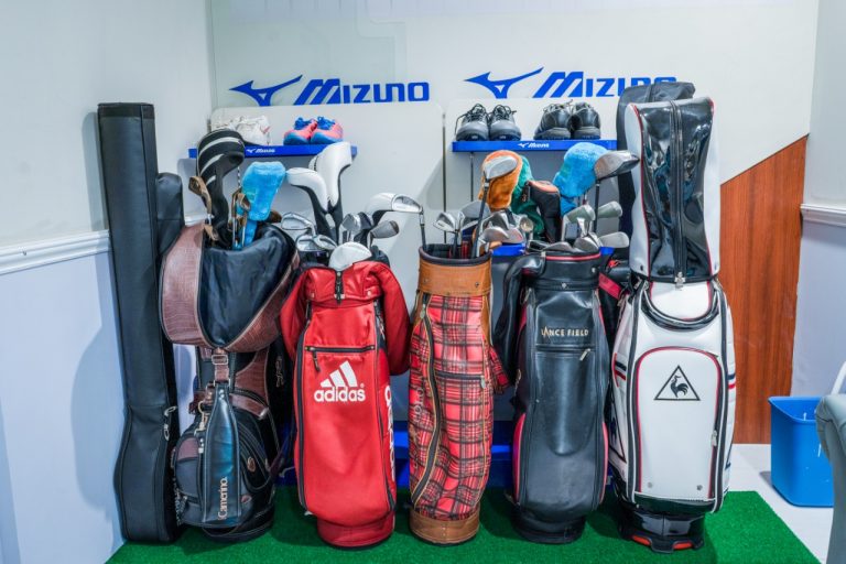 Bali Screen Golf: First Indoor Golfing Experience Now Open - NOW! Bali