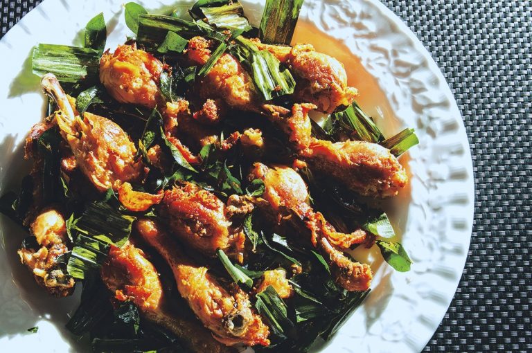 Recipe for Twice-Cooked Chicken Drumstick with Pandan and Curry Leaves ...