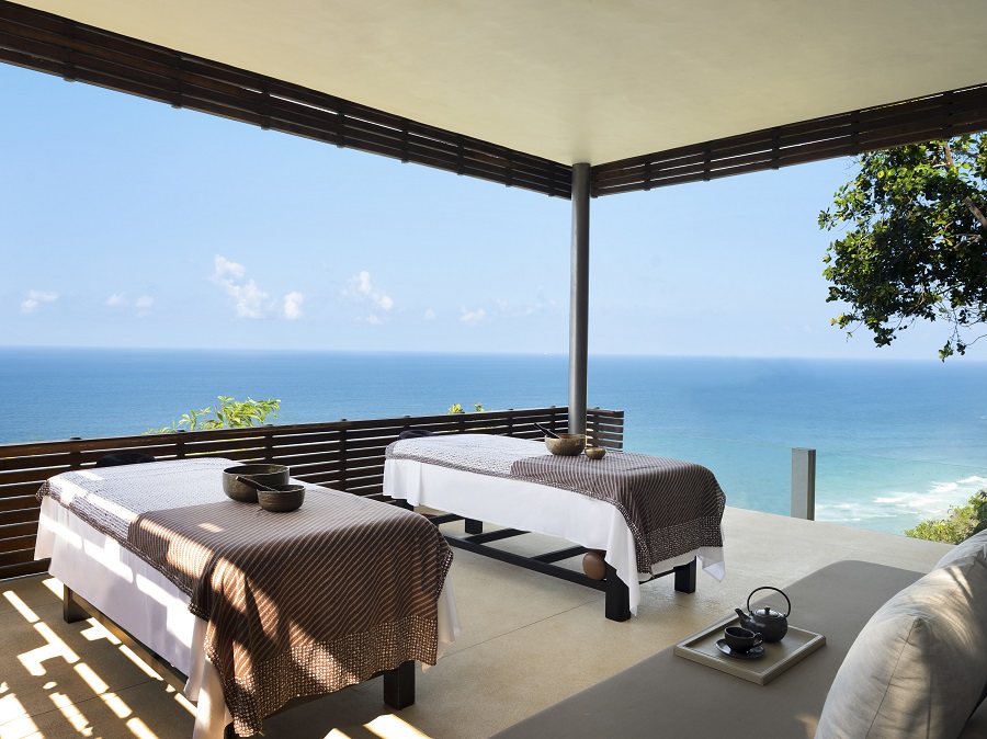 A Zen Experience At Alila Villas Uluwatus Cliff Edge Spa Cabana Now