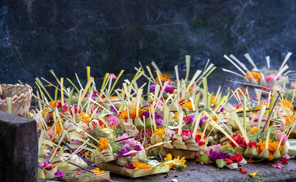 Nawasanga: Inside the Fascinating Subject of Balinese Colour Symbology ...
