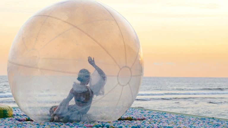 Tropical Temptation Beach Club Holds 3-Day Interactive Art Weekend ...