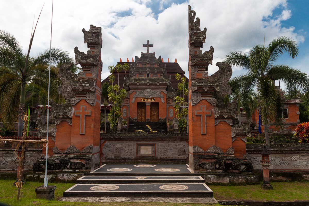 Churches and Cathedrals, the Balinese Way - NOW! Bali