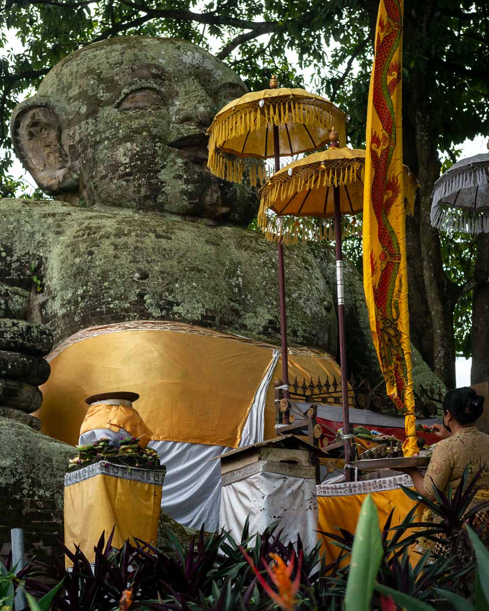 Patung Bayi : The Myth of Bali's Crying Baby Statue - NOW! Bali