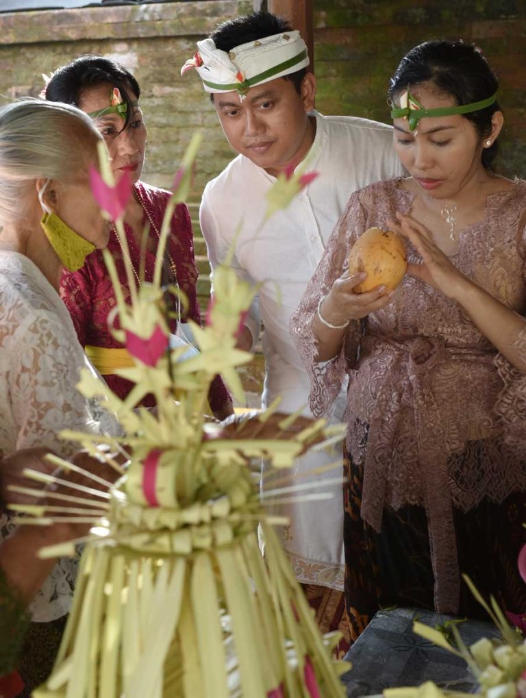 Magedong-Gedongan: Ceremonies for the Incarnating Soul - NOW! Bali