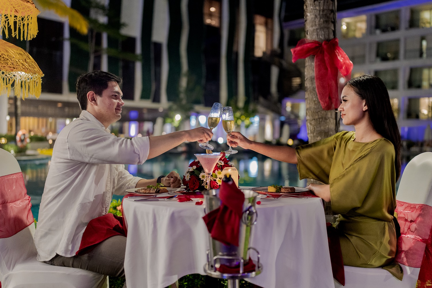 The Stones Hotel – Legian, Bali Presents a Romantic Sunset Dinner - NOW ...