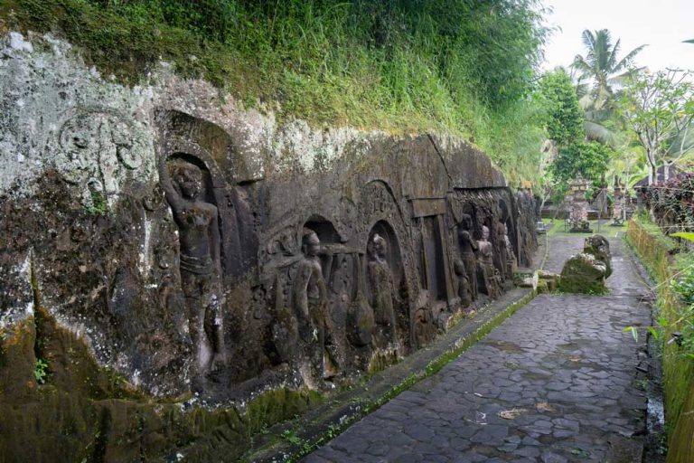 Yeh Pulu Temple: Ancient Carvings of the Anonymous Ascetics - NOW! Bali