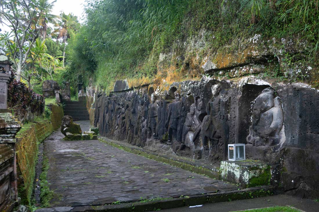 Yeh Pulu Temple: Ancient Carvings of the Anonymous Ascetics - NOW! Bali