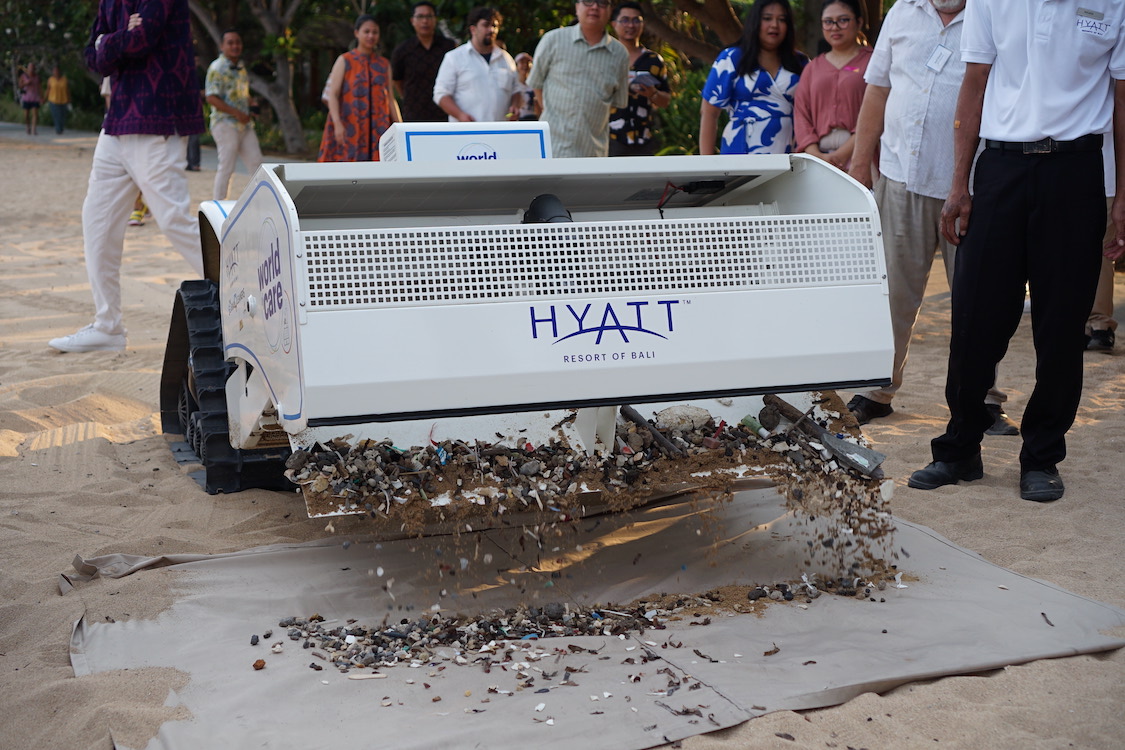A Beachfront Revolution: Introducing Hyatt Bebot, Bali's Newest Beach Cleaning Robot - NOW! Bali