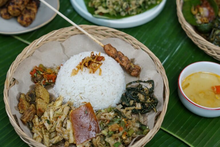 Traditional Balinese Cuisine: 7 Must-Try Authentic Local Dishes - NOW! Bali