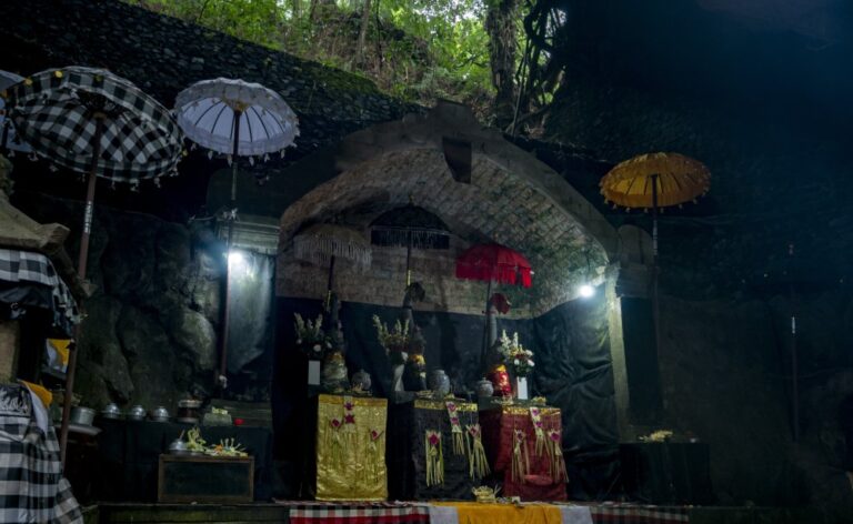 Pura Goa Raja: The Mysterious Cave of Mt. Agung - NOW! Bali