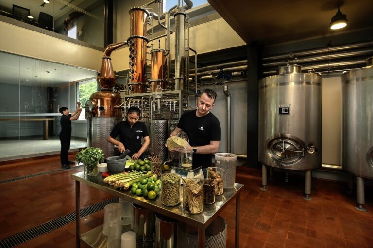 East Indies Gin: A Real Craft Gin Inspired by Indonesia and Made in ...
