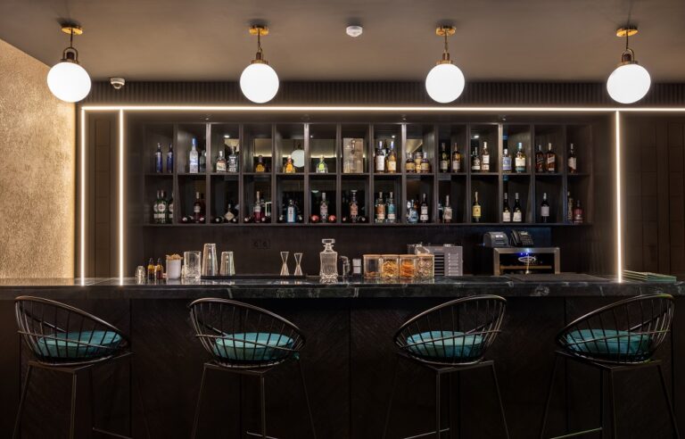 Cosy Café and Stylish Lounge Vibes at The Newly Opened Ely's Kitchen ...