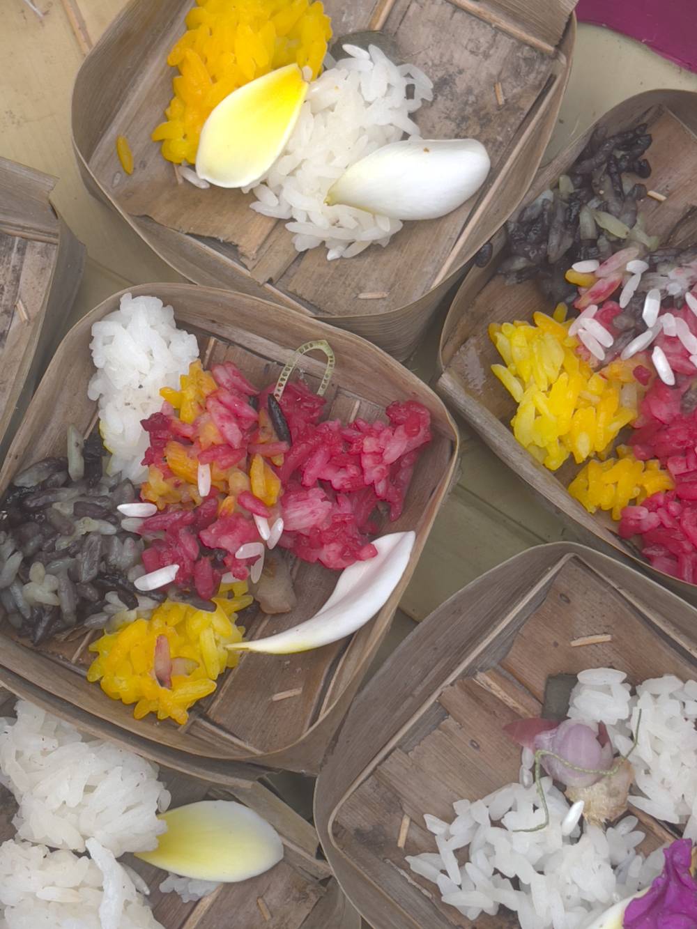 Segehan: Offerings for the Bhuta Kala - NOW! Bali