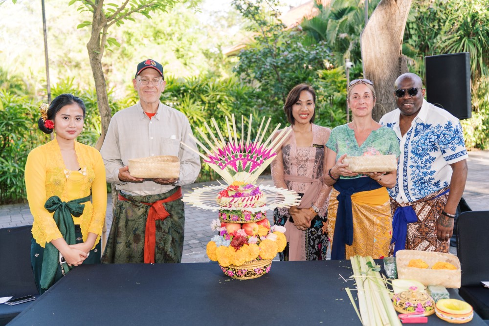 Amarterra Villas Resort Bali Nusa Dua Celebrated Autograph Moment on ...